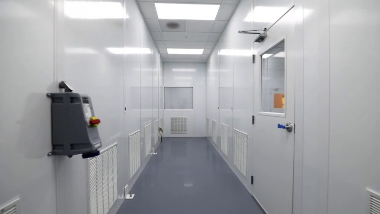 Custom Modular Labs for Clean Environments | Starrco